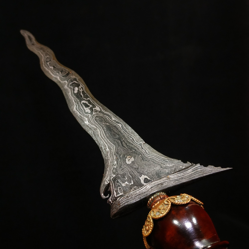 Keris Pusaka Bugis - Kerajaan Keris
